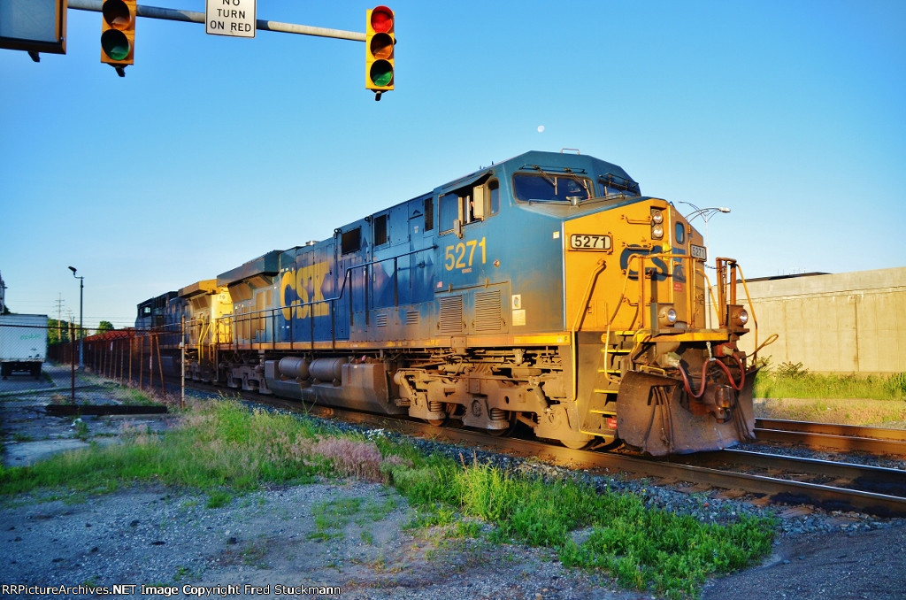 CSX 5271, the moon and a wave.